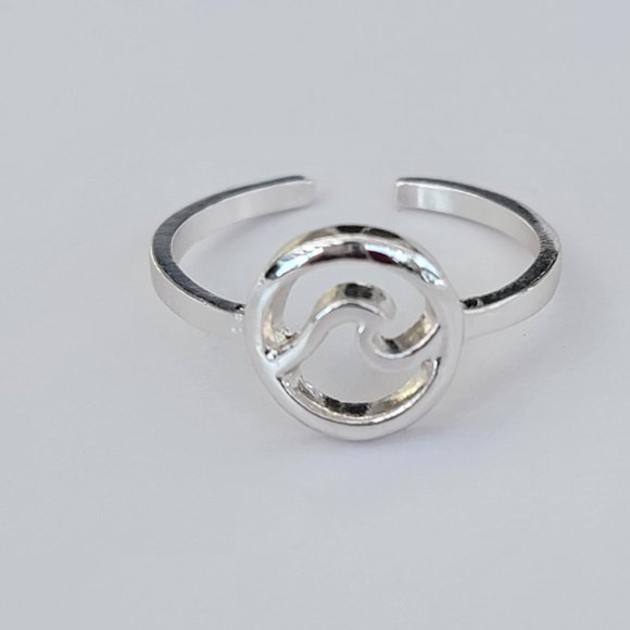 Jewelry | New Adjustable Wave Ring | Poshmark